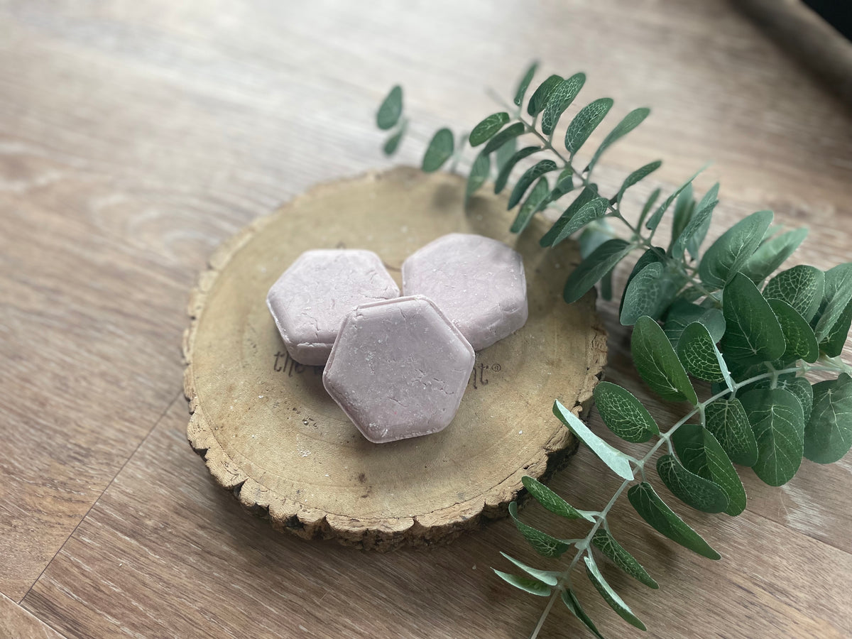 Lavender & Cedarwood Nourishing Shampoo Bar – The Wrinkly Elephant Company